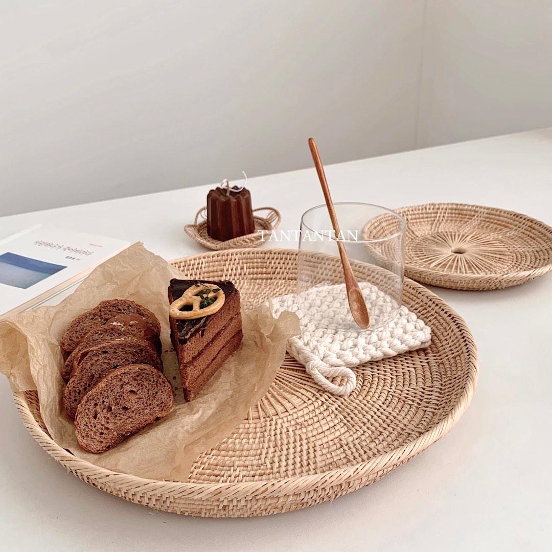 [Free delivery] Bali hand-woven rattan bread tray tabletop organizer ...