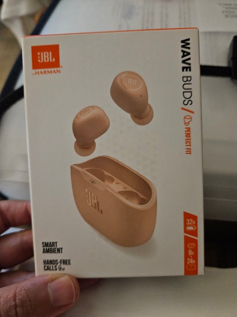 JBL Wireless Wave Buds, Audio, Earphones on Carousell
