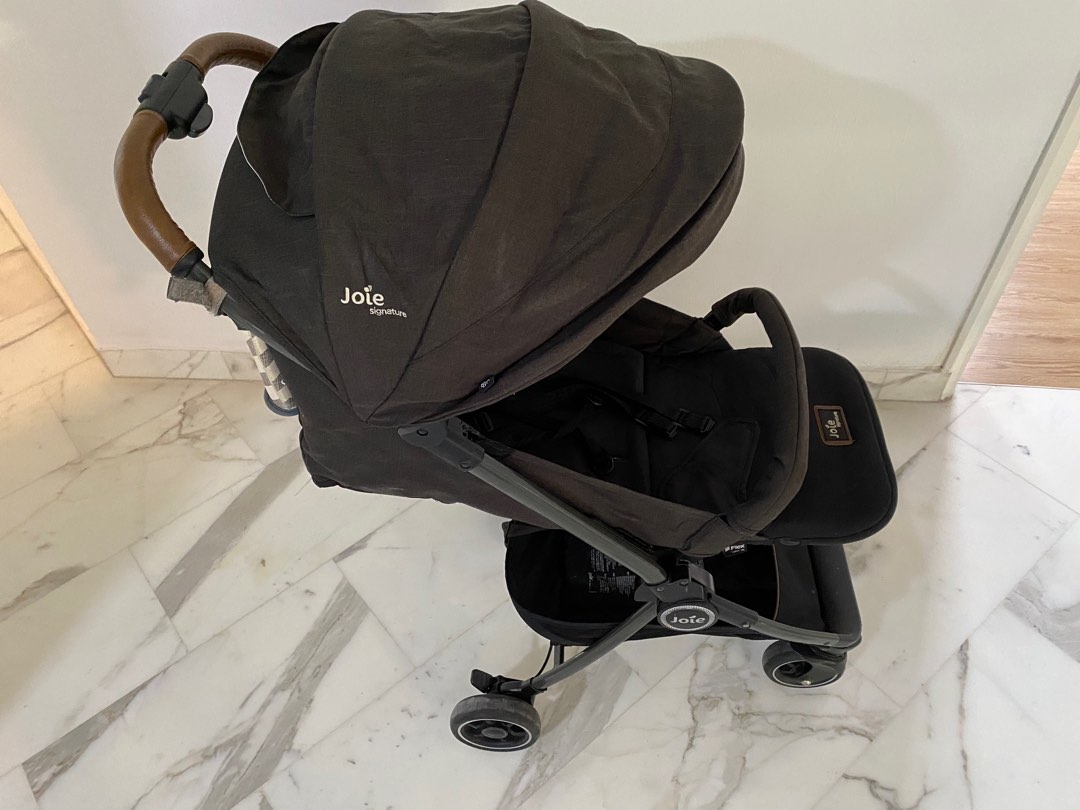 Joie Signature Stroller, Babies & Kids, Going Out, Strollers on Carousell