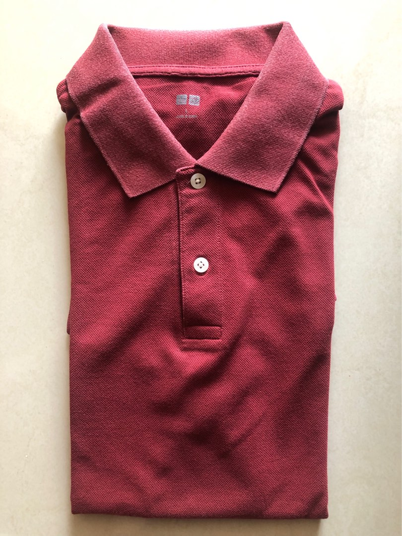 Kaos Polo Uniqlo, Fesyen Pria, Pakaian , Atasan di Carousell