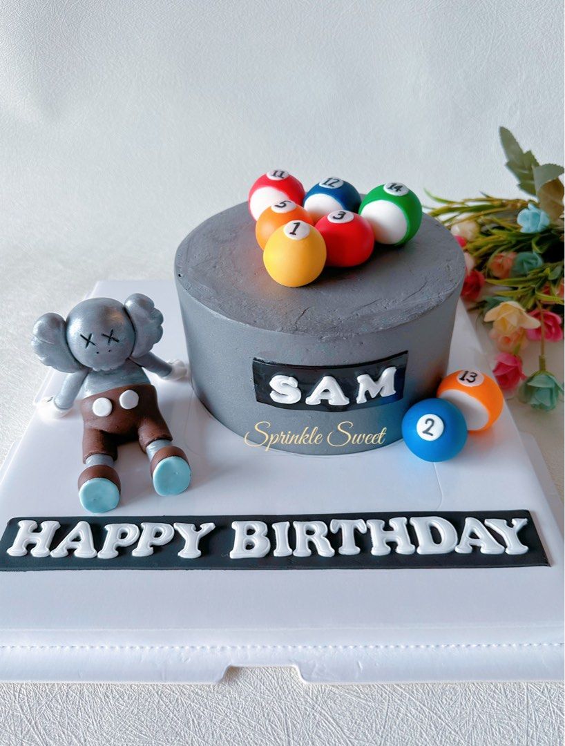 Kaws bear cake/ billiard ball cake/ customised cake, Food & Drinks ...