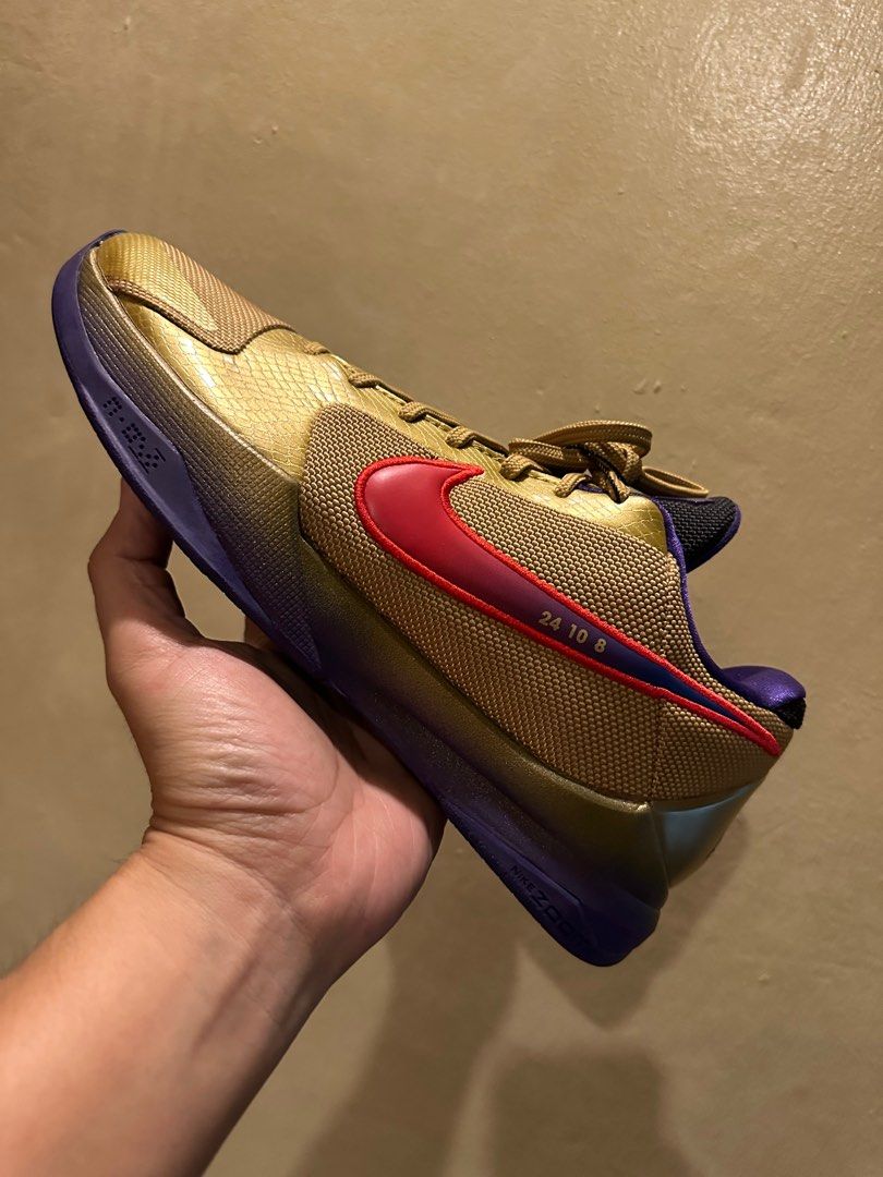 Kobe 5 Undefeated HoF on Carousell