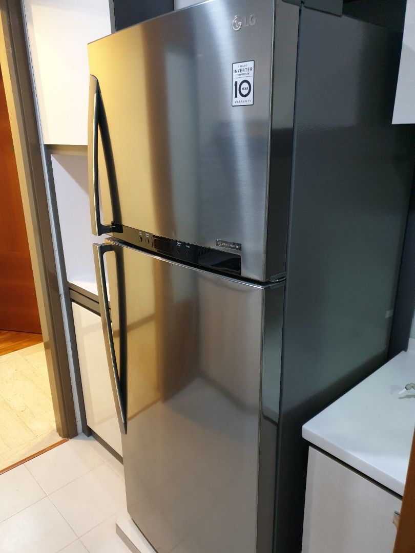 LG fridge, TV & Home Appliances, Kitchen Appliances, Refrigerators ...