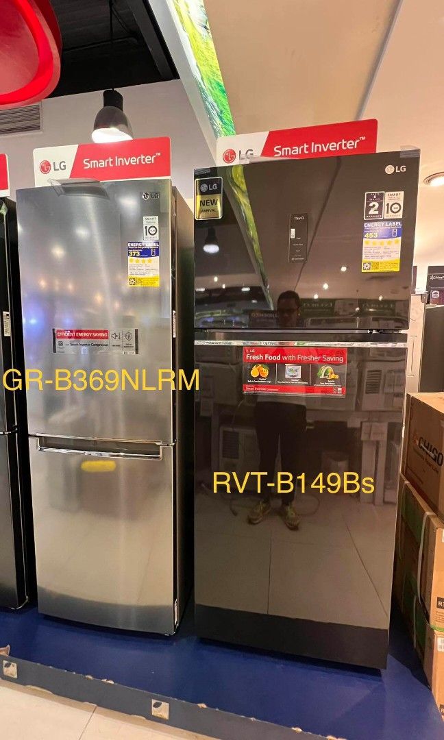 LG TWO DOOR REF, TV & Home Appliances, Kitchen Appliances, Refrigerators and Freezers on Carousell