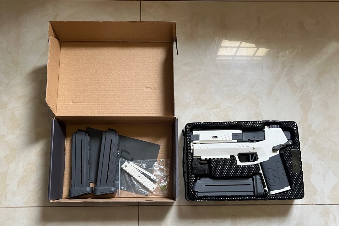 Lizzy Gecko V2.0 Nerf Dart Blaster (BNIB), Hobbies & Toys, Toys & Games ...