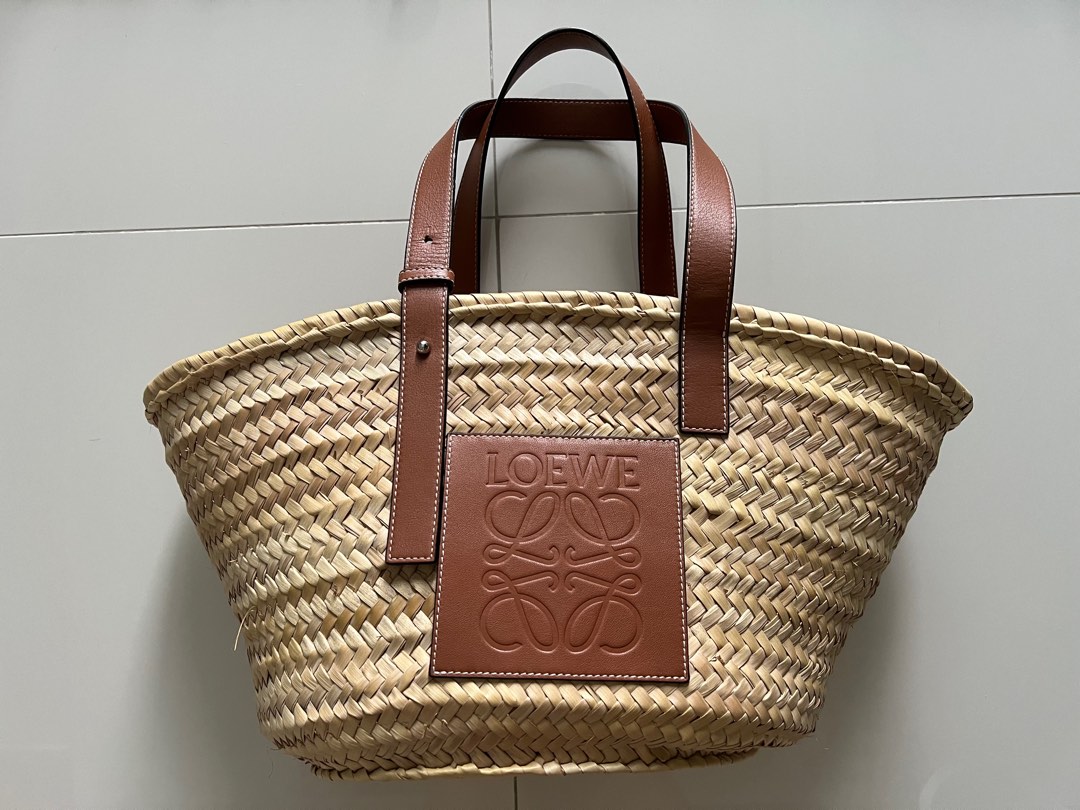 Loewe Basket Bag Medium, Luxury, Bags & Wallets on Carousell