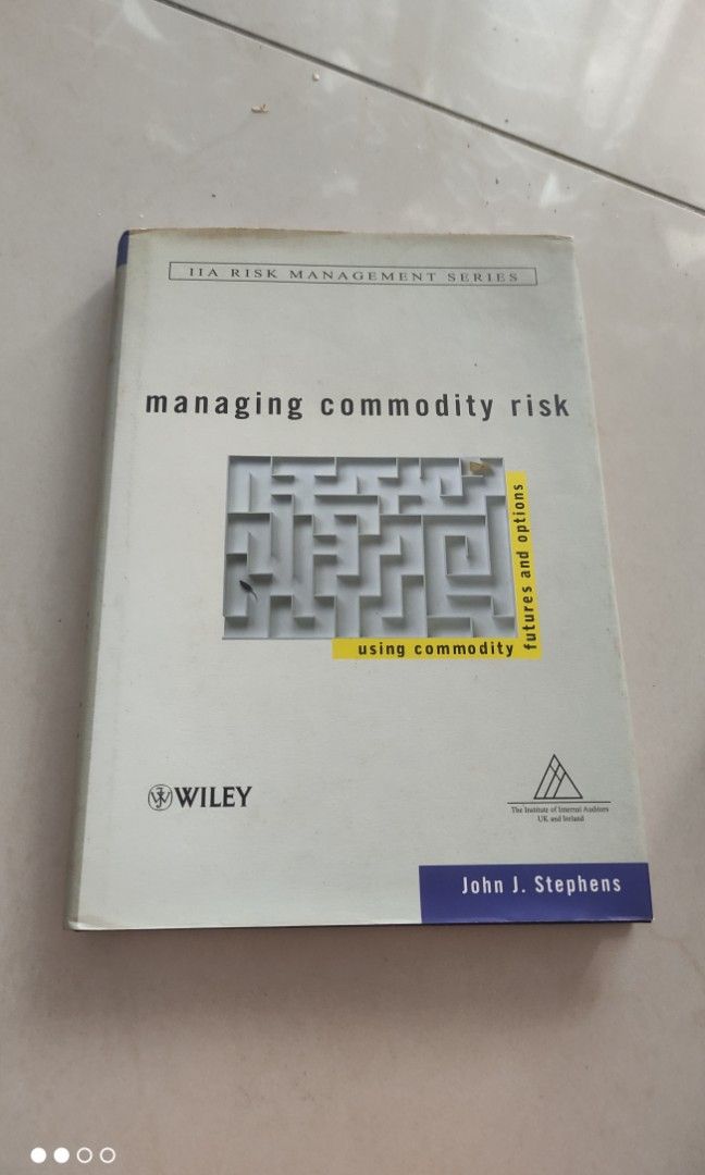 Managing Commodity Risk by John J. Stephens, Hobbies & Toys, Books ...