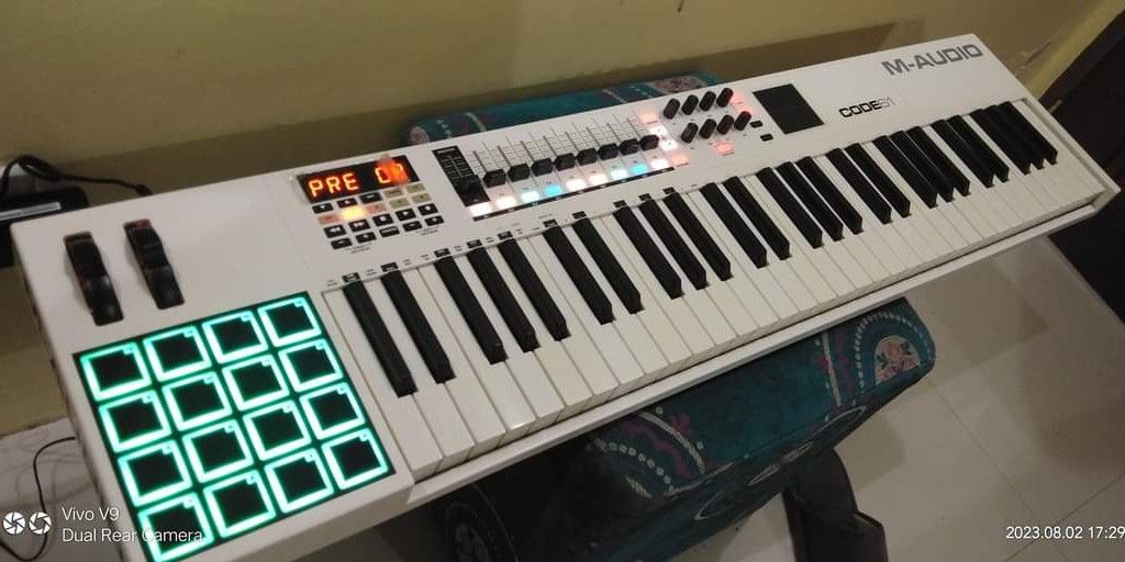 M-AUDIO CODE 61 MIDI KEYBOARD CONTROLLER, Hobbies & Toys, Music & Media ...