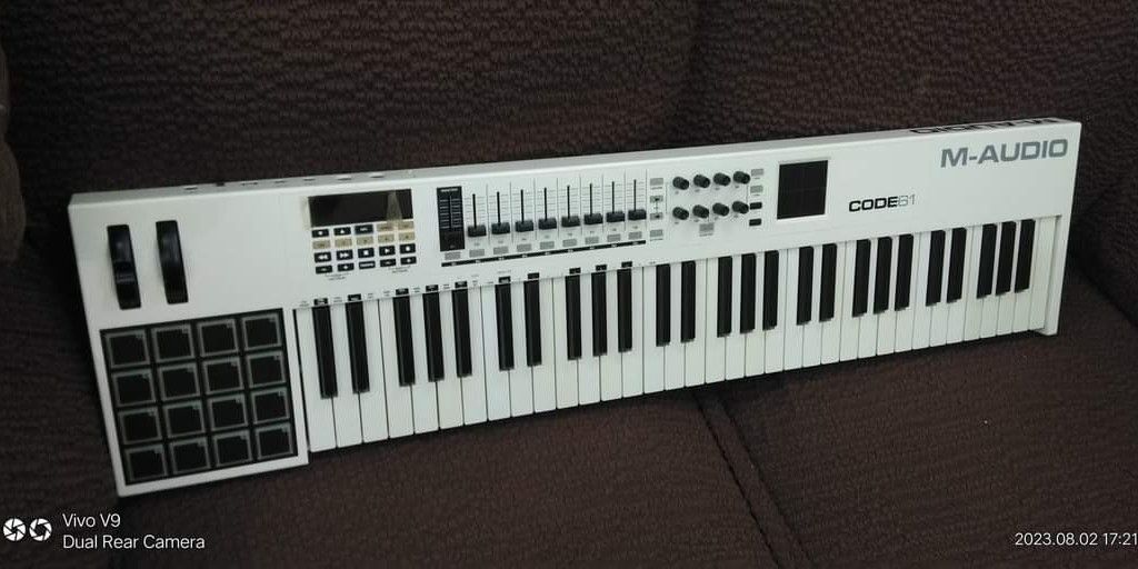 M-AUDIO CODE 61 MIDI KEYBOARD CONTROLLER, Hobbies & Toys, Music & Media ...
