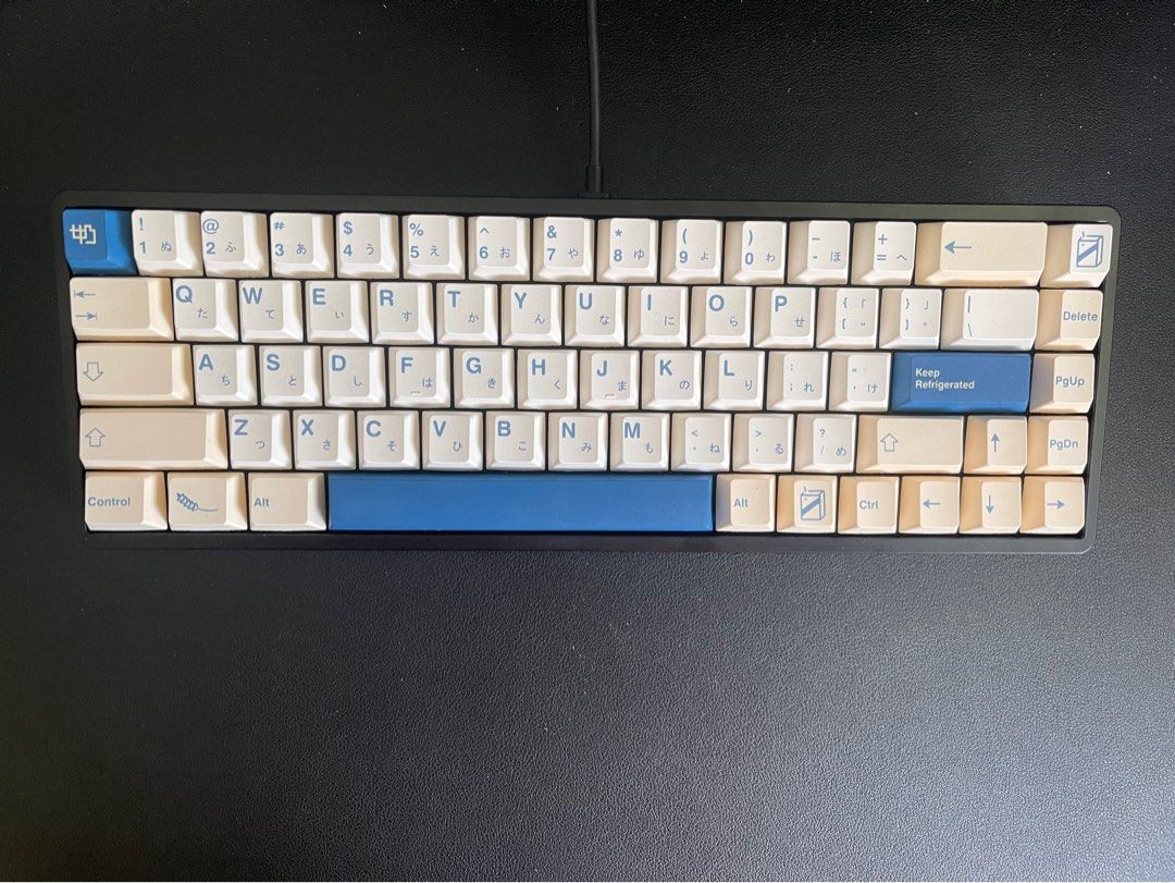 [Modded] Custom mechanical keyboard RKG68 KTT Red Wine Soya keycaps ...