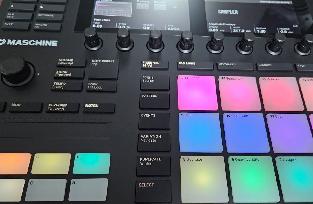 Native Instruments Maschine MK3 + Jam (Option), Hobbies & Toys, Music ...