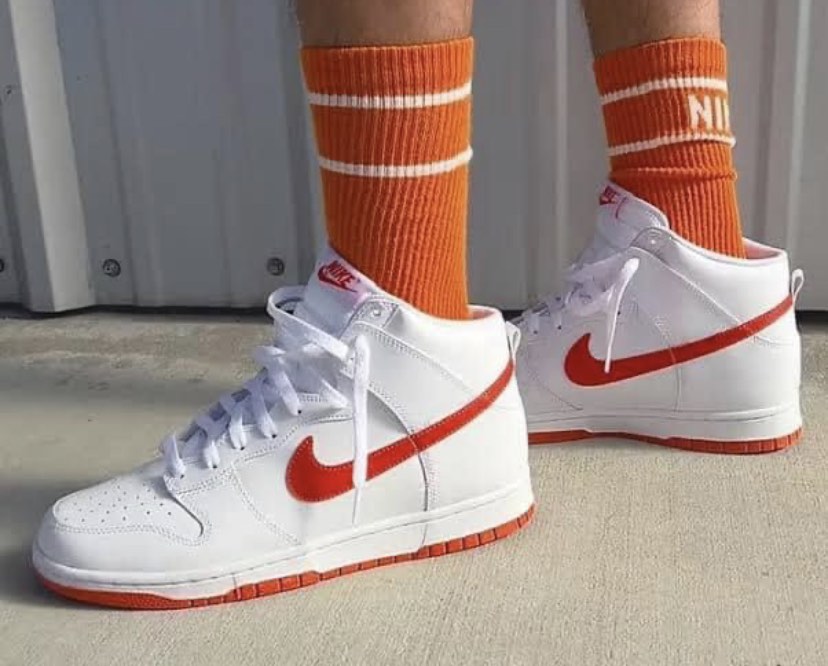 NIKE DUNK HI RETRO PICANTE RED on Carousell