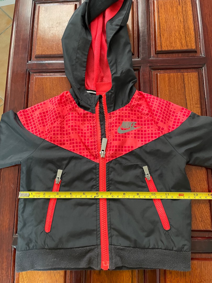 Nike orig jacket, Babies & Kids, Babies & Kids Fashion on Carousell
