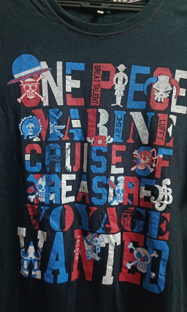 One Piece Crew Flag, Men's Fashion, Tops & Sets, Tshirts & Polo Shirts ...
