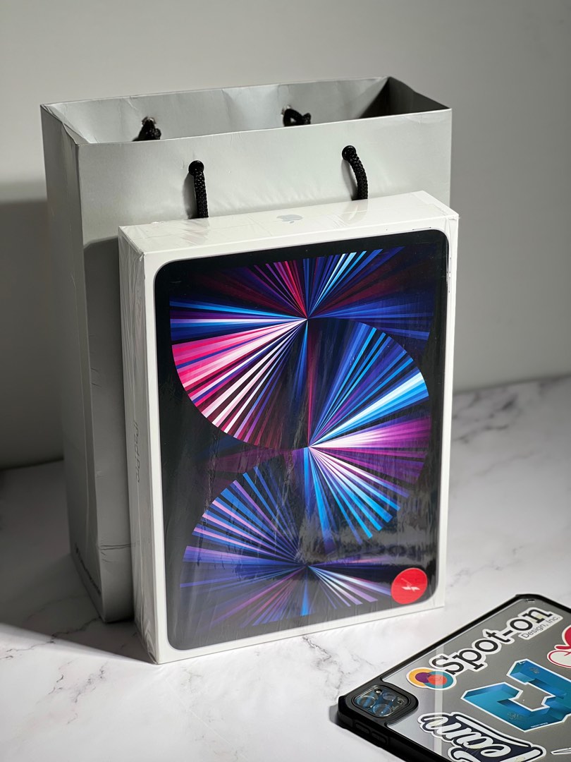 Original iPad Pro 13in | 128gb | Complete set and free bag |1 Year old ...