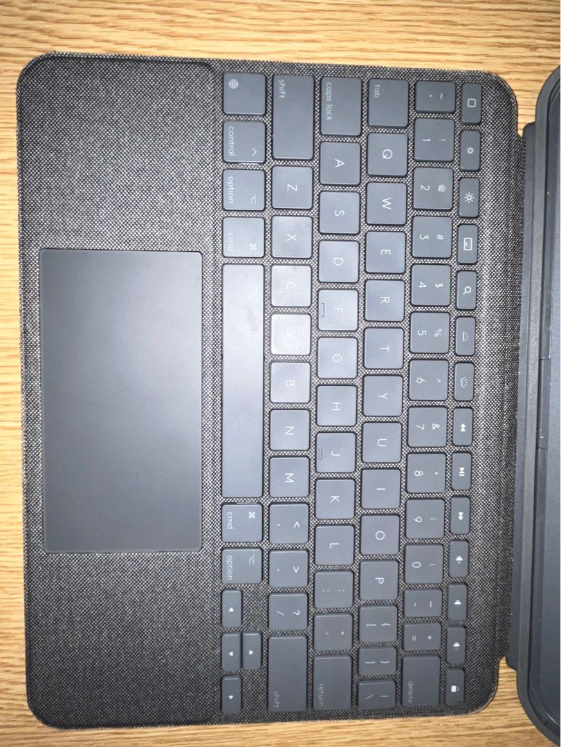 Original Logitech combo touch backlit keyboard case for iPad Air 4th ...