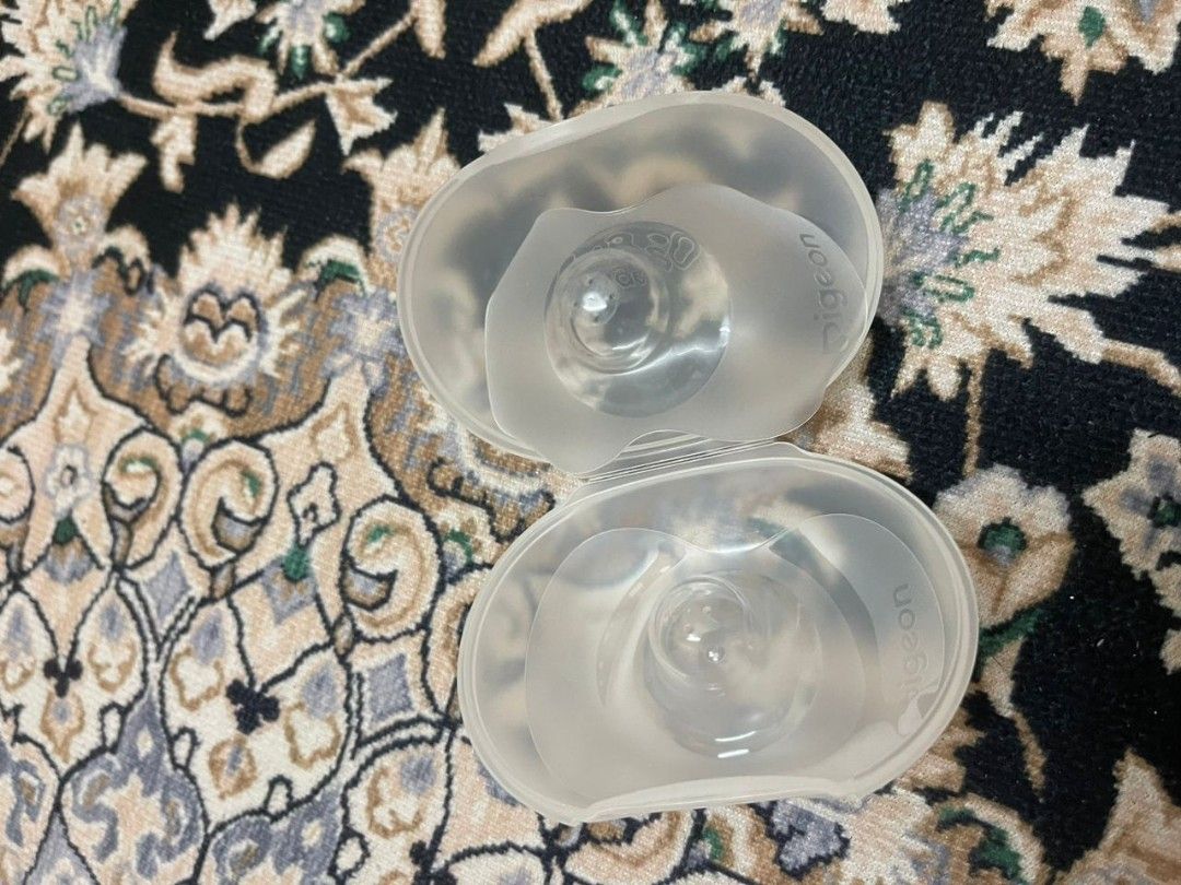 Pigeon Nipple Shield, cover puting, Babies & Kids, Nursing & Feeding ...