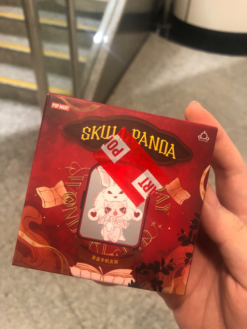 Pop mart - Skull Panda Mobile Phone Bracket blind box, Hobbies & Toys ...