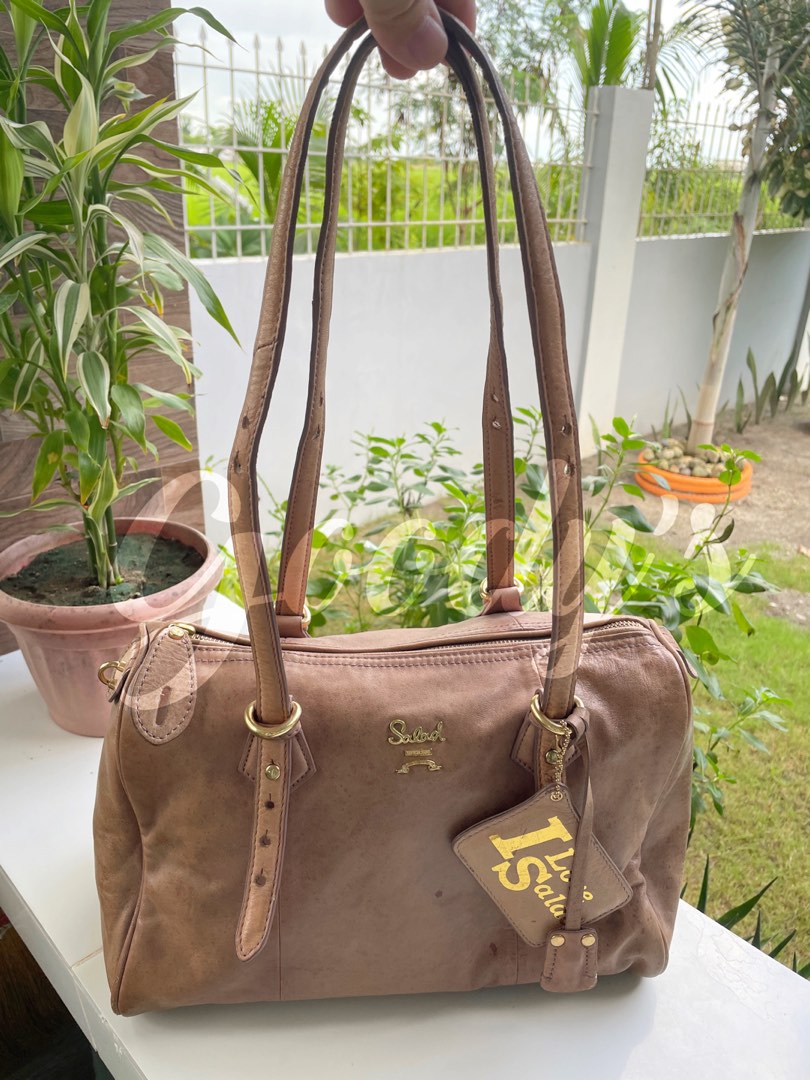 Preowned Salad Shoulder Bag on Carousell