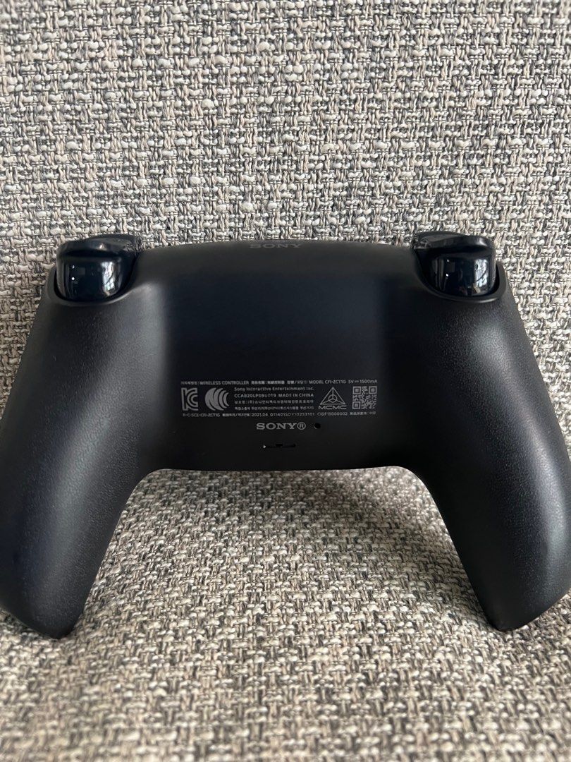 PS5 Dualsense Controller in Midnight Black, Video Gaming, Gaming ...