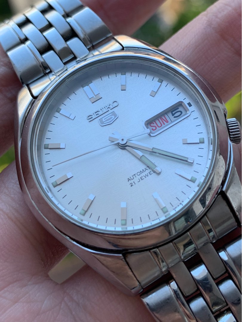 (Rare) Seiko 5 Logo dial in silver sunburst, Men's Fashion, Watches ...