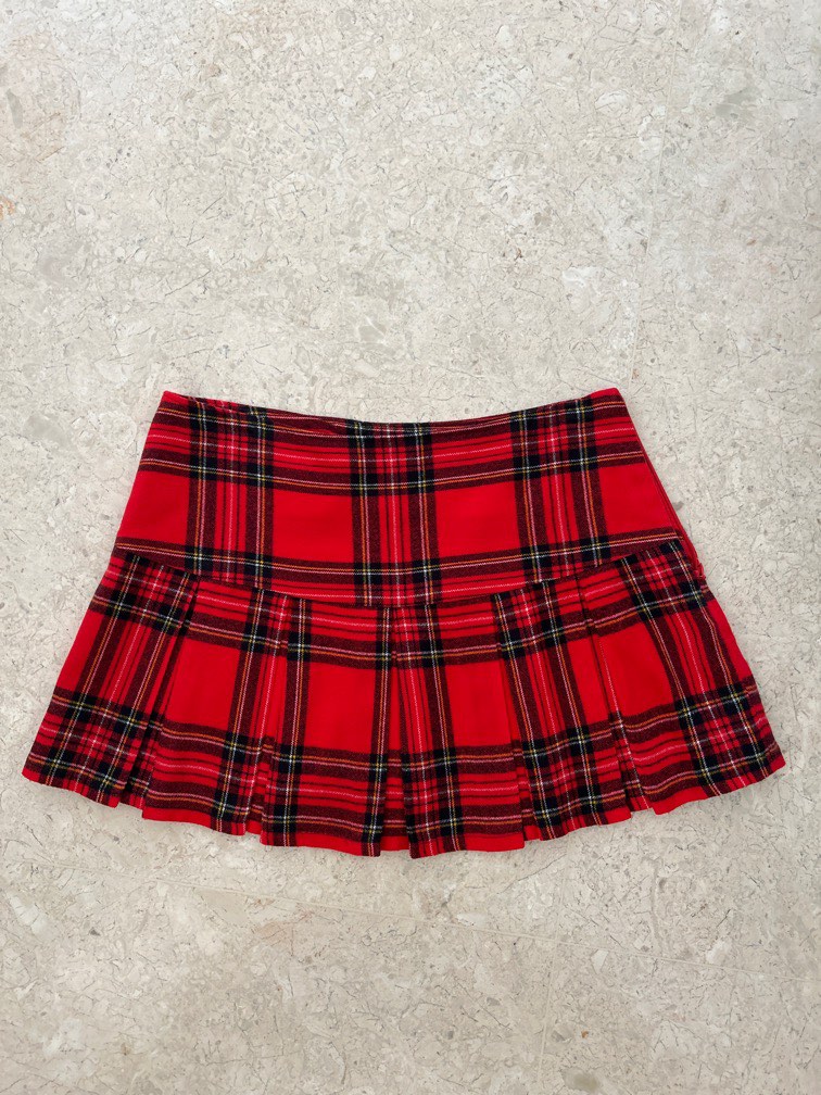 Red Checkered Skirt, Women's Fashion, Bottoms, Skirts on Carousell
