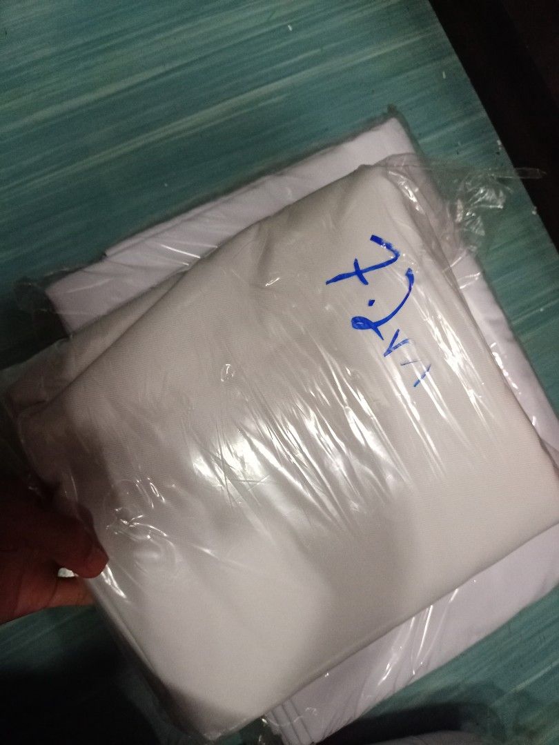 RM1/meter Kain Uniform Putih, Women's Fashion, Dresses & Sets, Sets or ...
