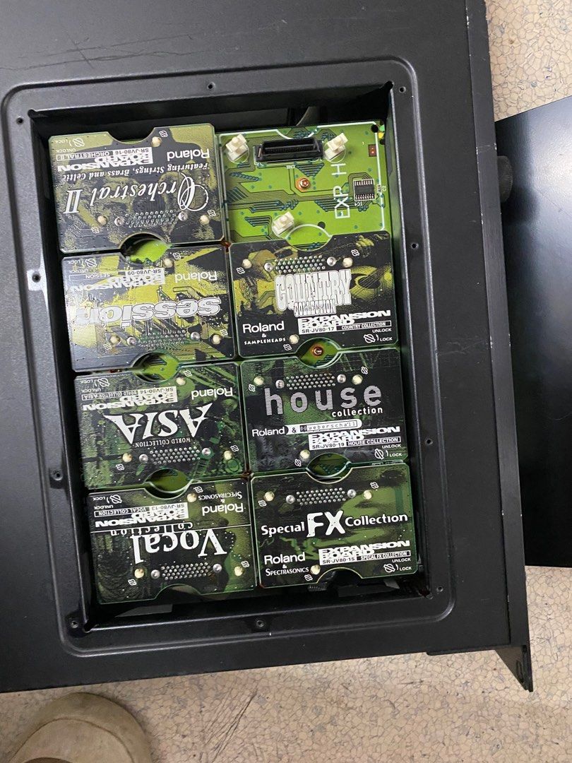 Roland JV2080 synth module x 2, Hobbies & Toys, Music & Media, Musical ...