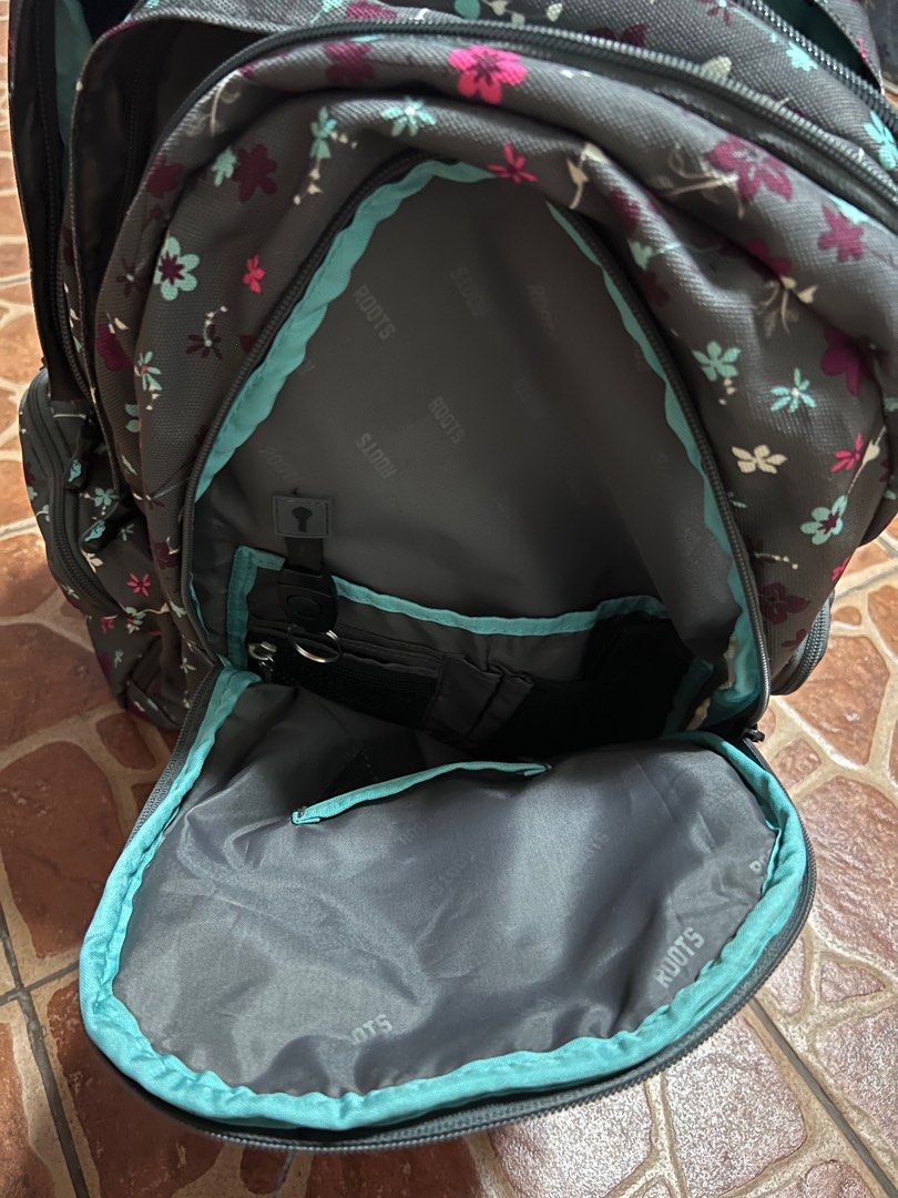Roots canada backpack on Carousell
