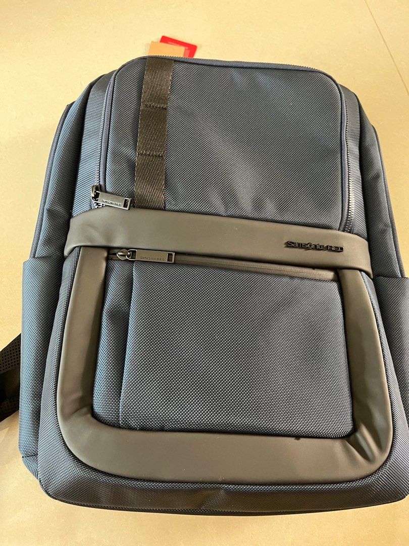 Samsonite Backpack, Men's Fashion, Bags, Backpacks on Carousell