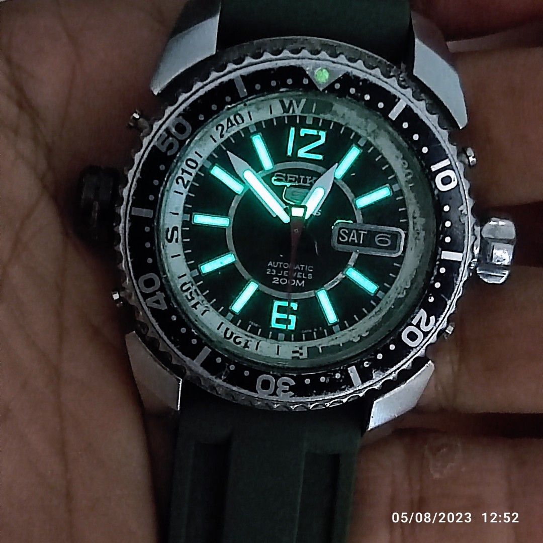 Seiko 5 Map meter Divers 200m, Men's Fashion, Watches & Accessories ...