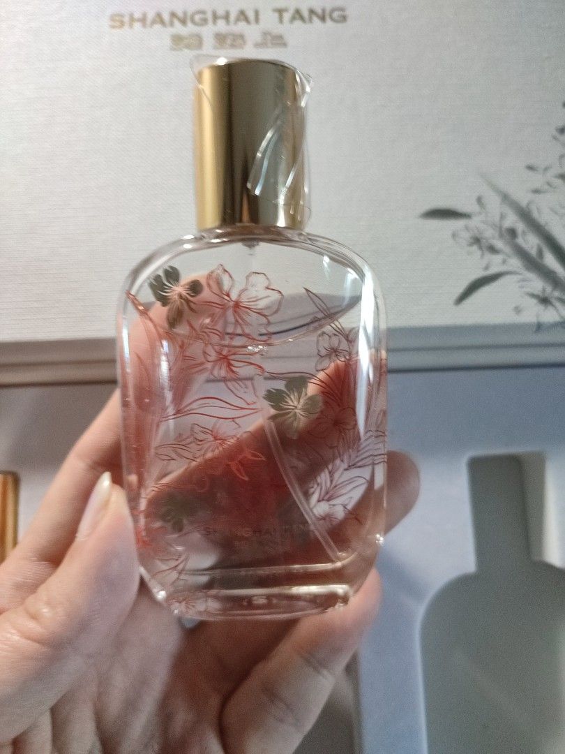 Shanghai Tang room spray Ginger Flower, Furniture & Home Living, Home ...