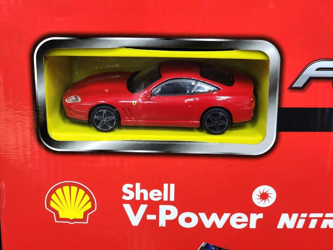 Shell x Ferrari Race & Play Racing Garage, 興趣及遊戲, 玩具 & 遊戲類 - Carousell
