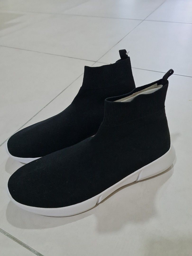 SHOOPEN Black shoes (Men), Men's Fashion, Footwear, Boots on Carousell