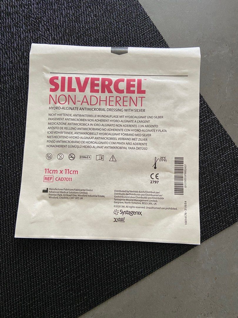 Silvercel non adherent dressing (11x11cm), Health & Nutrition, Medical ...