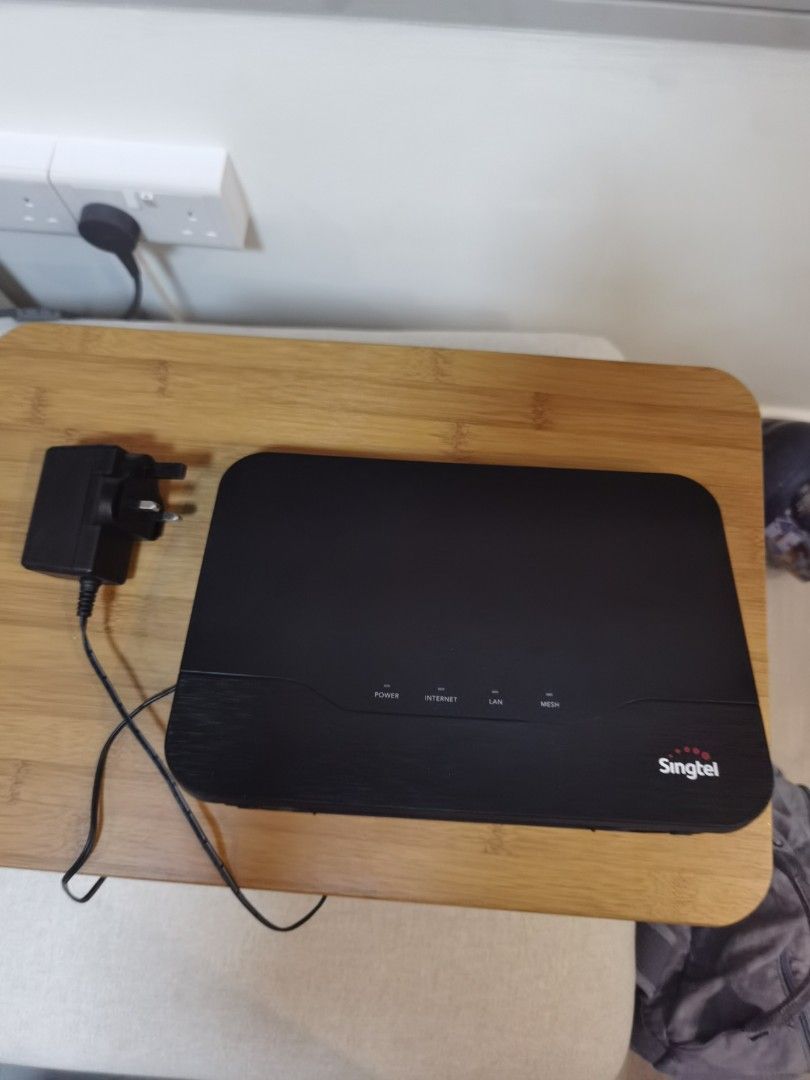 Singtel Mesh Router, Computers & Tech, Parts & Accessories, Networking ...