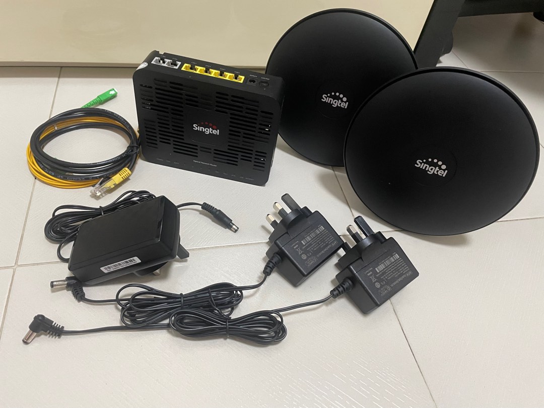 Singtel Optical Network Router Nokia G240 + SingTel Mesh Extender x2 ...