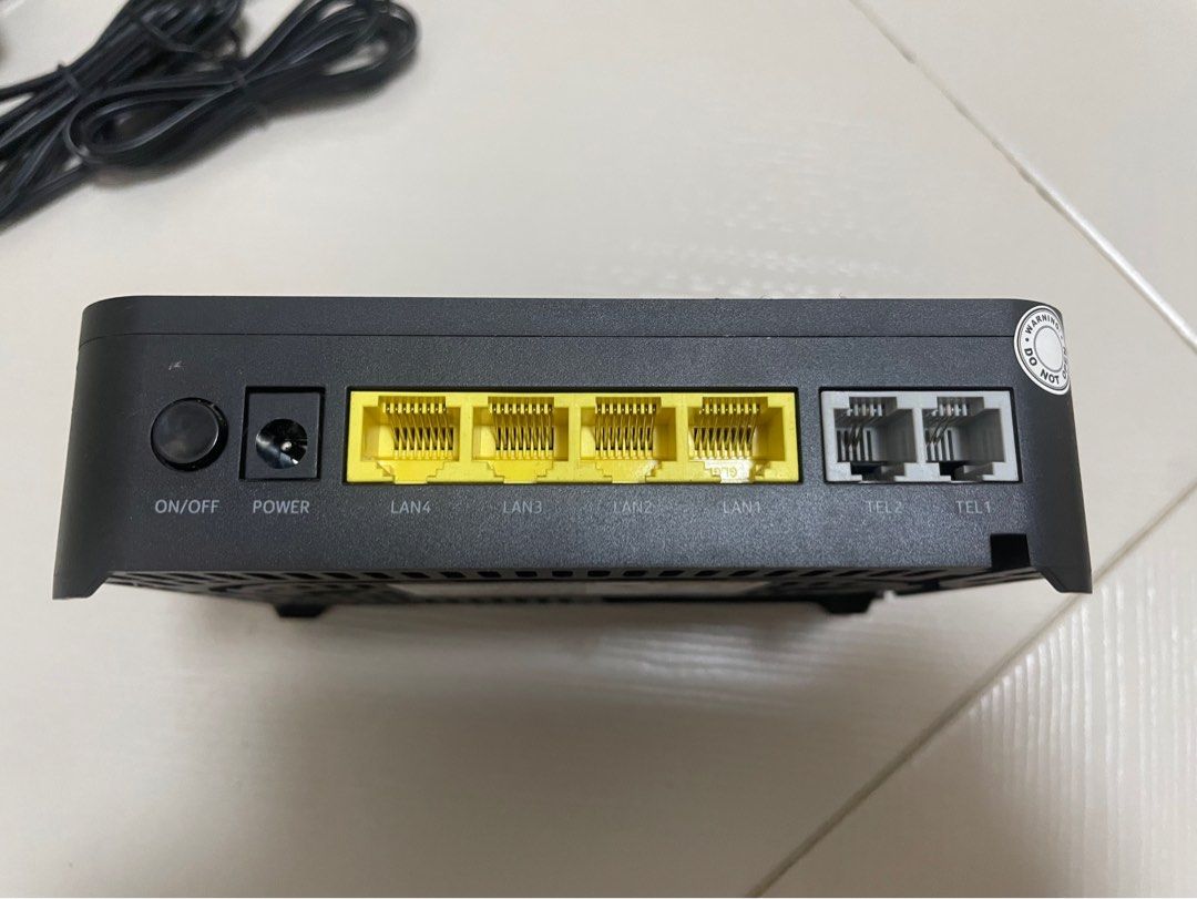 Singtel Optical Network Router Nokia G240 + SingTel Mesh Extender x2 ...