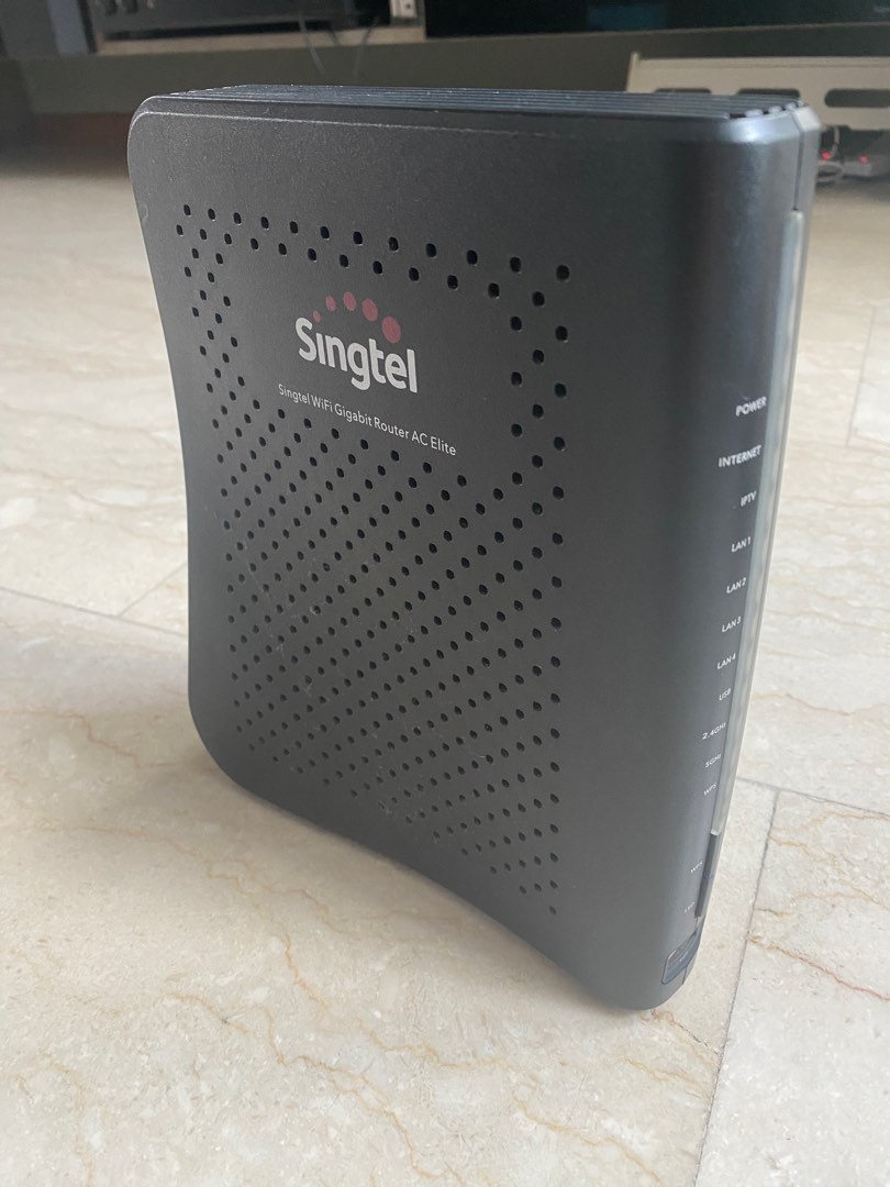 Singtel Wifi Gigabit Router AC Elite, Computers & Tech, Parts ...