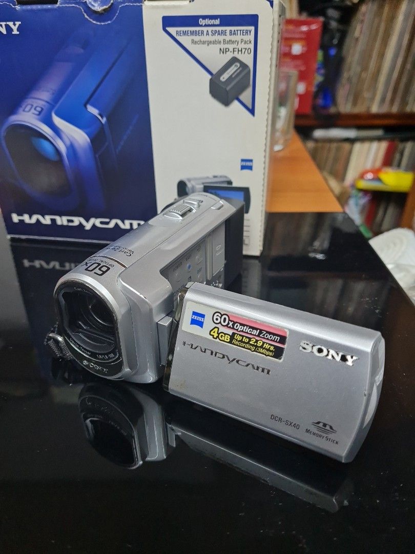 SONY Handycam DCR-SX40E, Photography, Video Cameras on Carousell