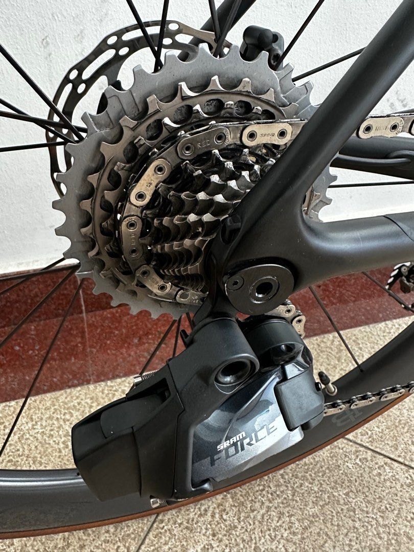 SRAM Force eTAP AXS 12SPD Groupset with SRAM Red Cassette, Red Rotor ...