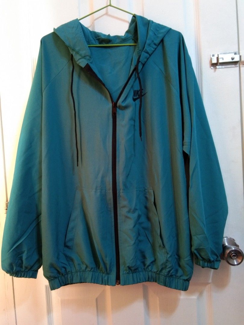 TASLAN WINDBREAKER JACKET (UNISEX), Men's Fashion, Coats, Jackets and ...