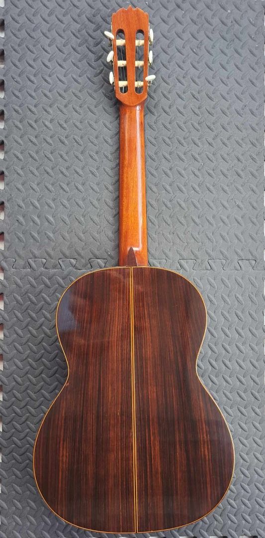 TATSUO TANAKA 350 1968 classical guitar , Hobbies & Toys, Music & Media ...