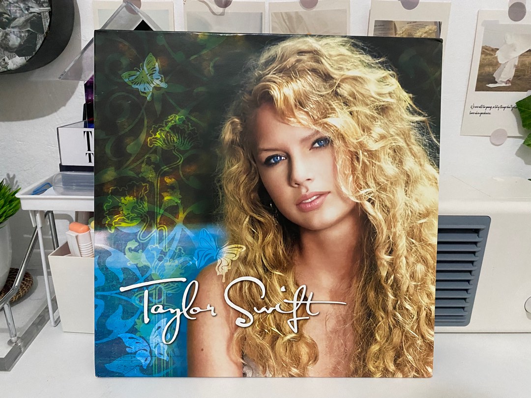 taylor swift debut album og, Hobbies & Toys, Music & Media, Vinyls on ...