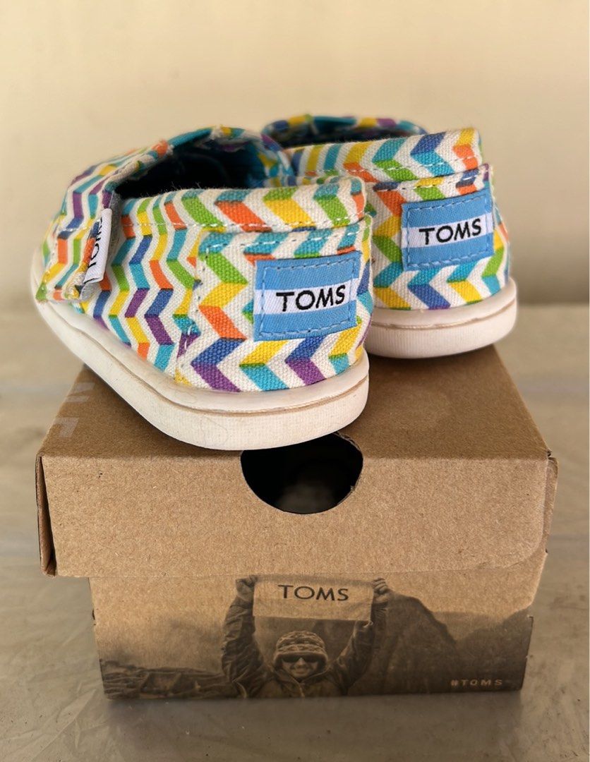 Toms tiny on Carousell