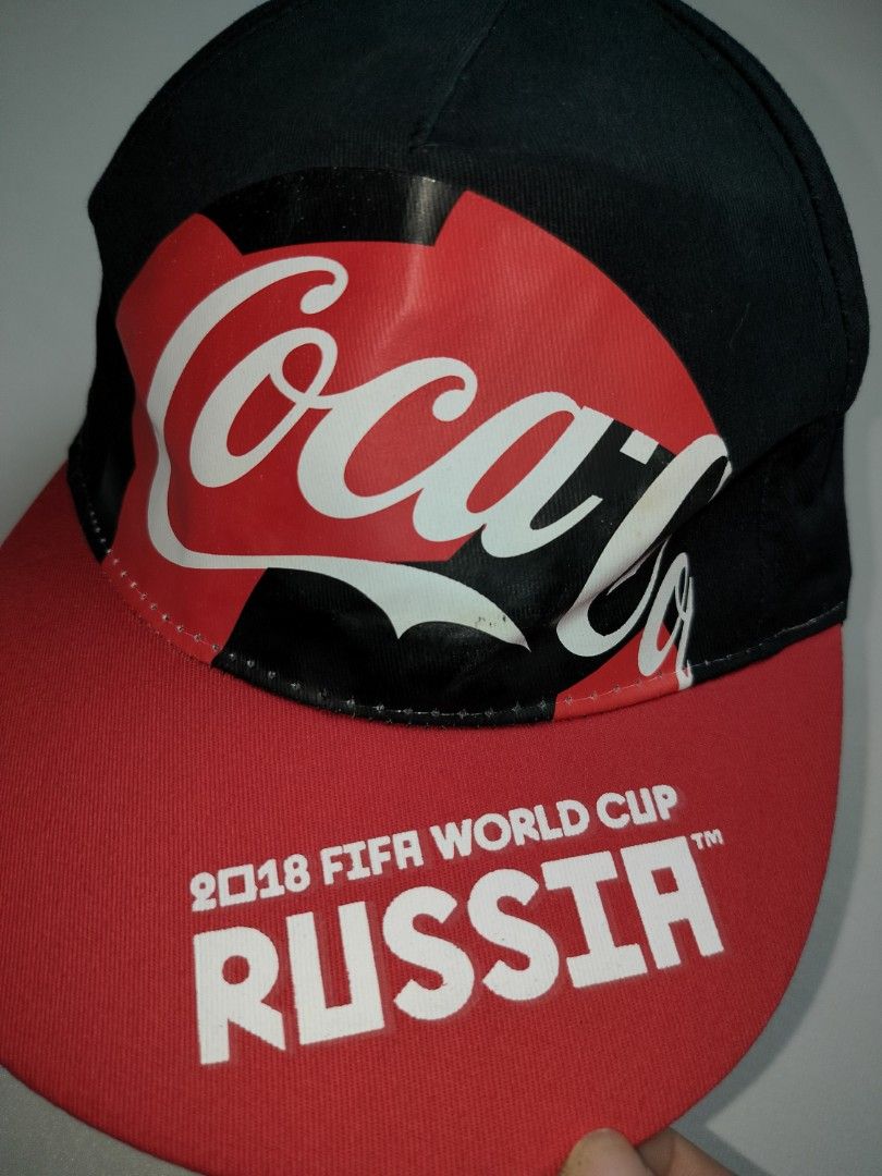 Topi Coca cola world cup Russia, Fesyen Pria, Aksesoris, Topi di Carousell