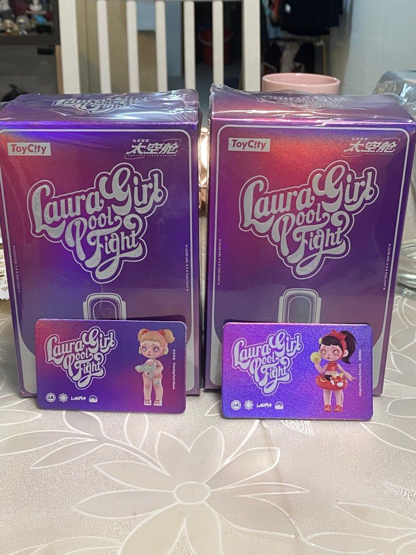 Laura Toycity Laura Girl Pool Fight 150% Space Capsule figurine BNIF ...