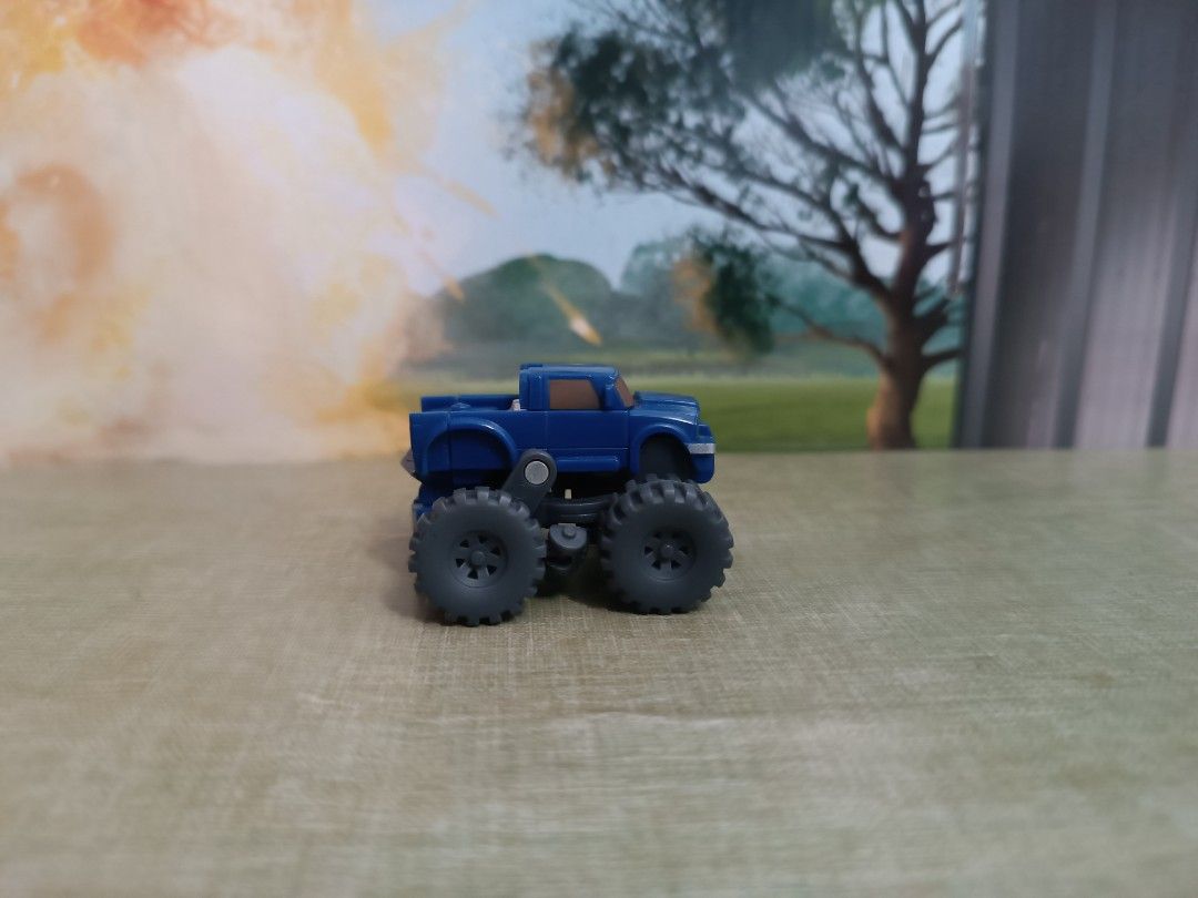 Transformers ROTF Legends Class Wheelie, Hobbies & Toys, Toys & Games ...