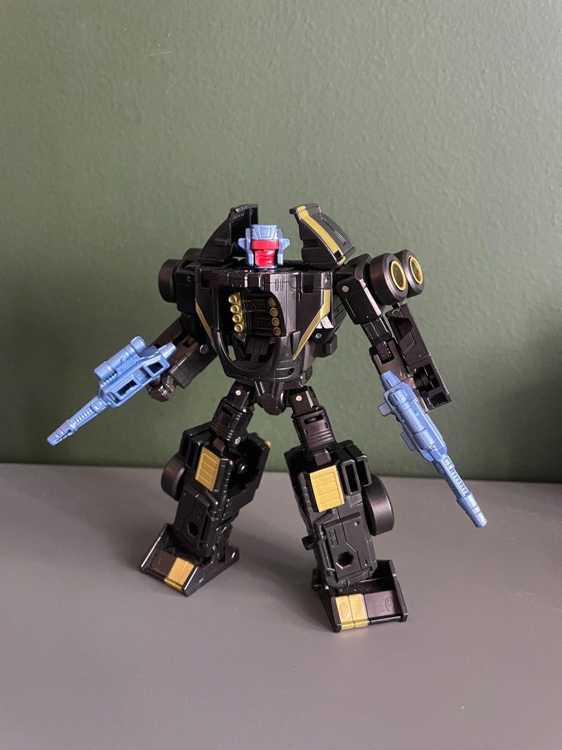 Transformers Shadowstrip Dragstrip, Hobbies & Toys, Toys & Games on ...