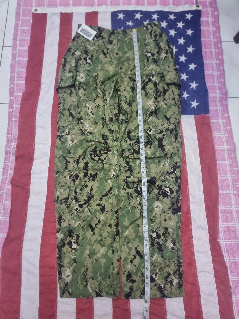 Us navy AOR TYPE 3, Men's Fashion, Bottoms, Trousers on Carousell